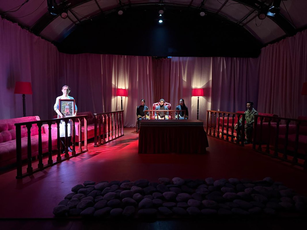 Pitch: Mantener el juicio | Fundación Teatro a Mil | 2025